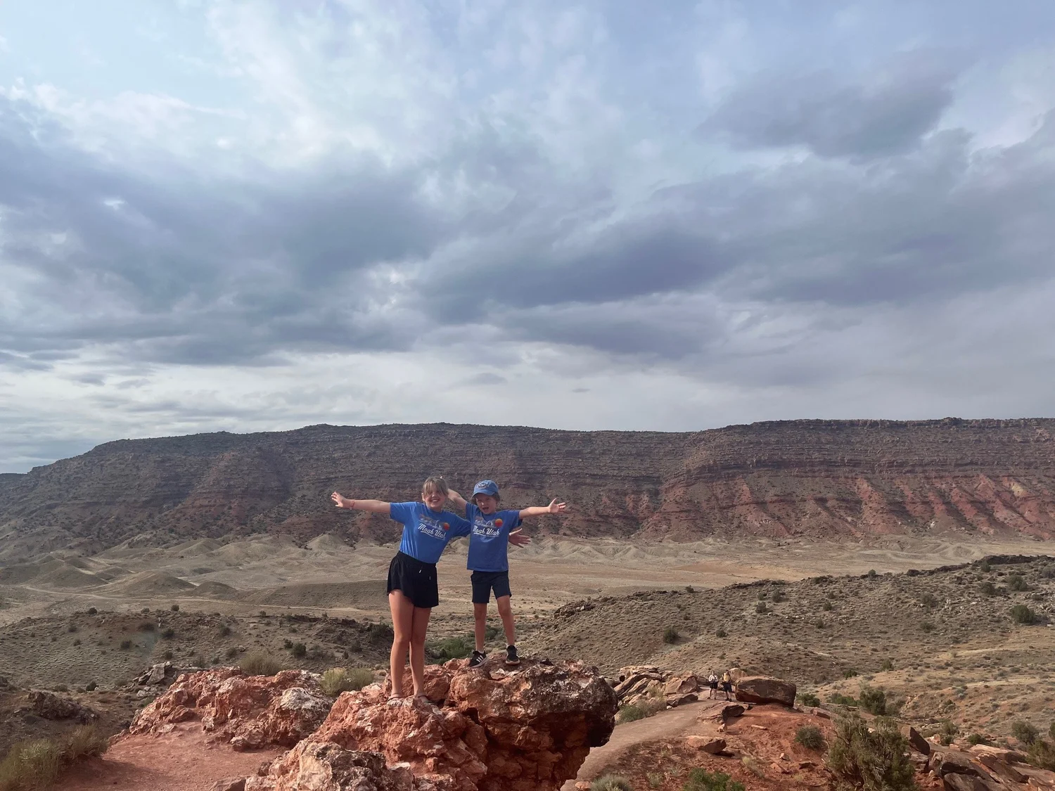 Delicate Arch Overlook Trail in Arches National Park: A Guide