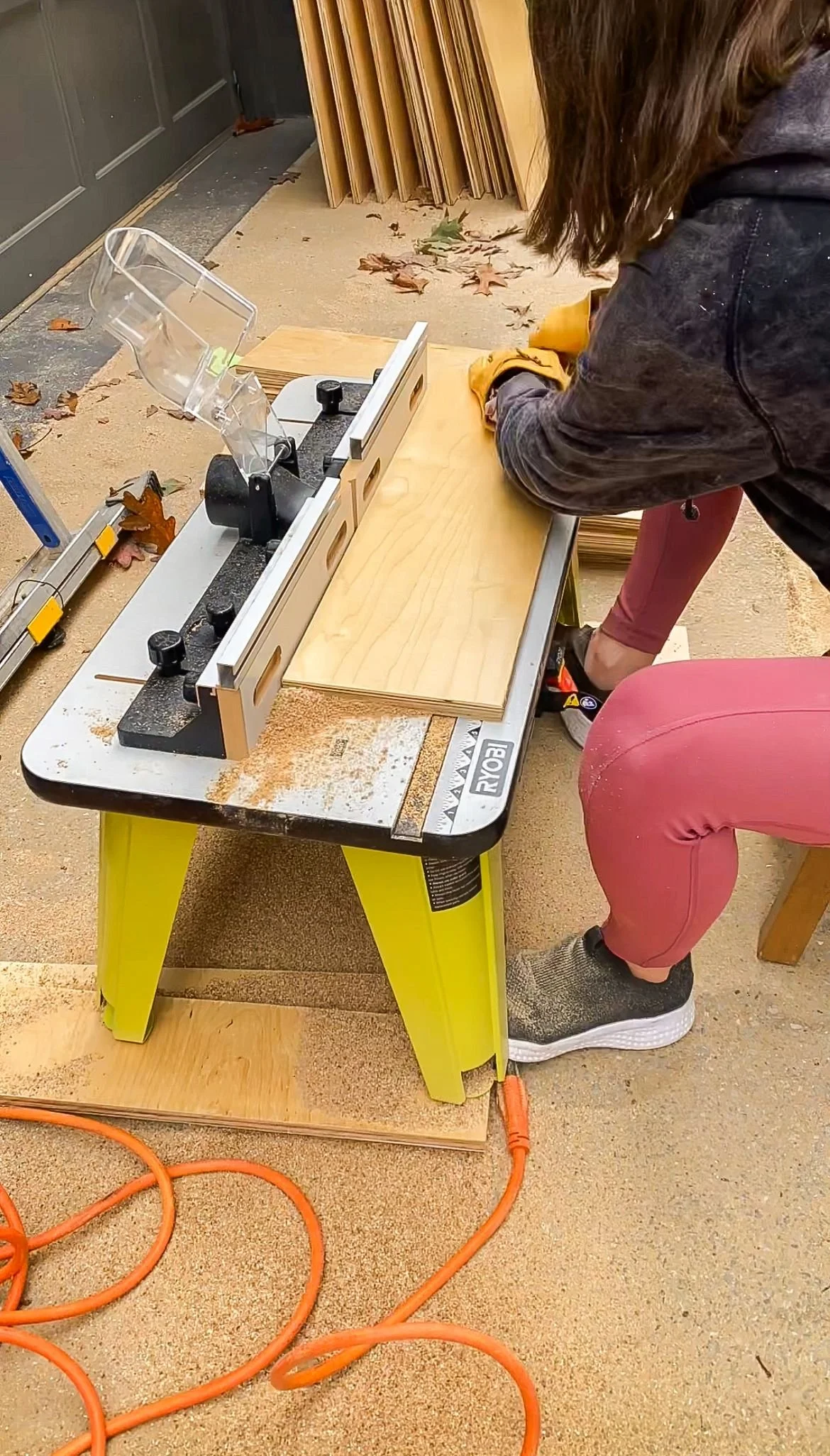 How to Use a Router & Router Table — Breezing Through