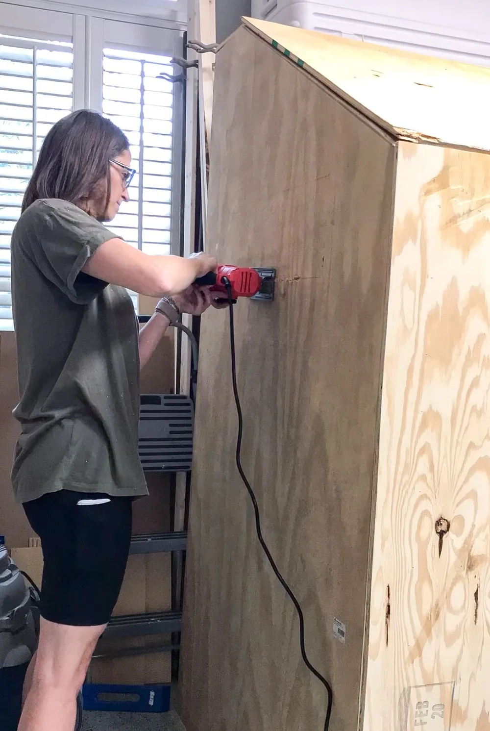 How to Use a Jigsaw — Breezing Through