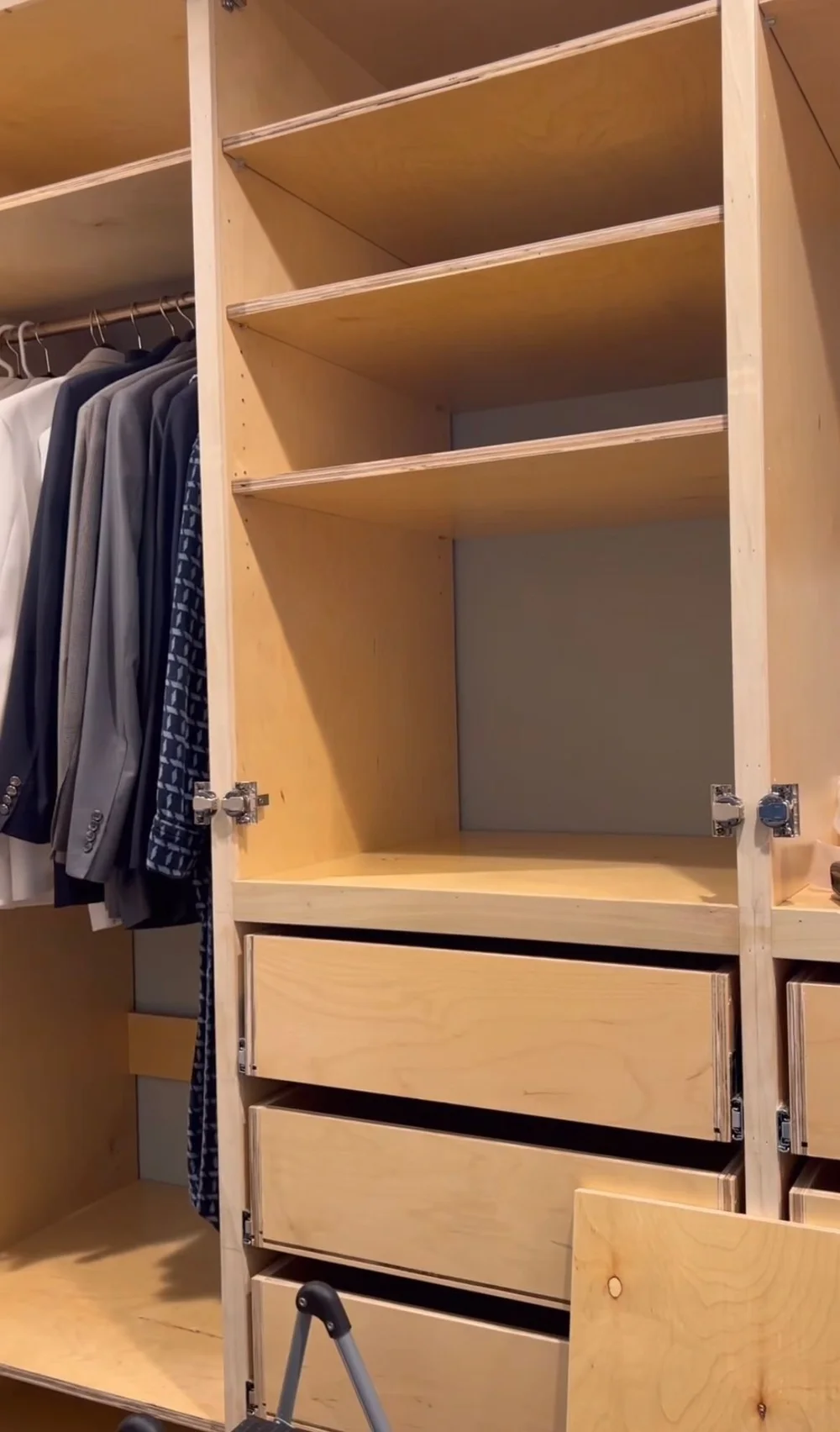 Kreg Pin Hole Jig Tutorial — Breezing Through