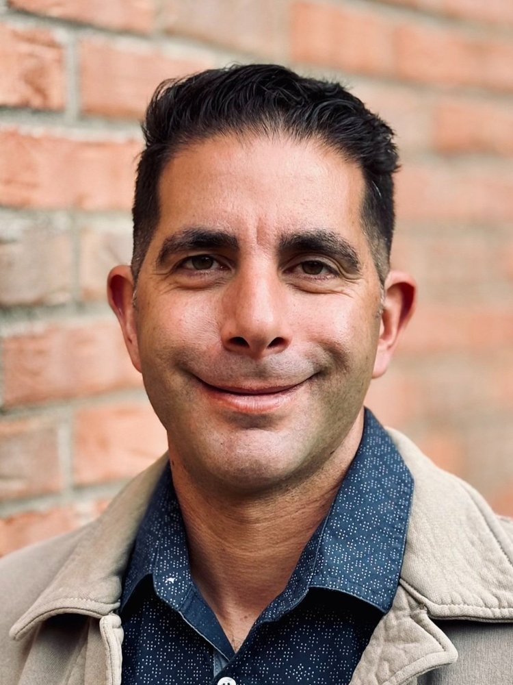 Stephen Grindle — Share the Struggle