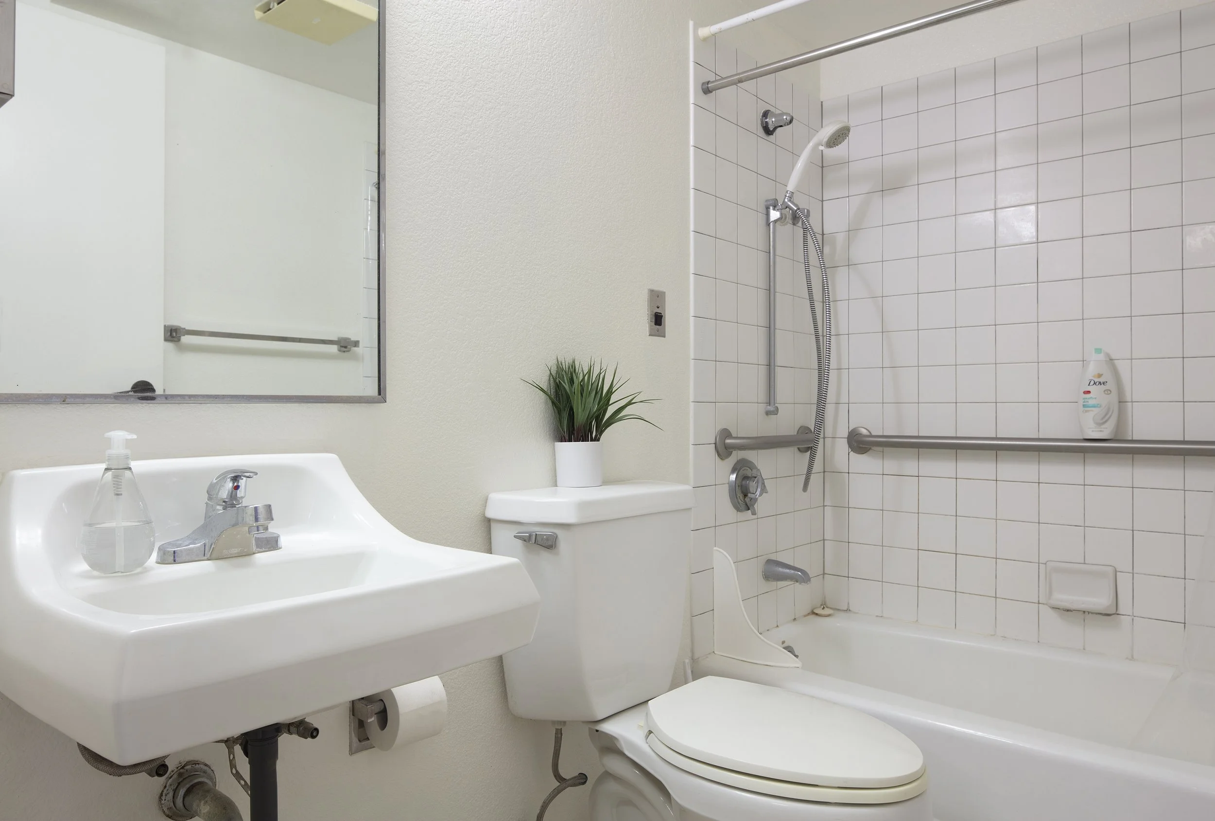 Lani Huli Senior Housing — PACIFIC HOUSING ASSISTANCE CORPORATION