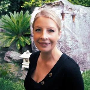 About Us I Sydney Psychologist — Lemons 2 Lemonade Psychologist