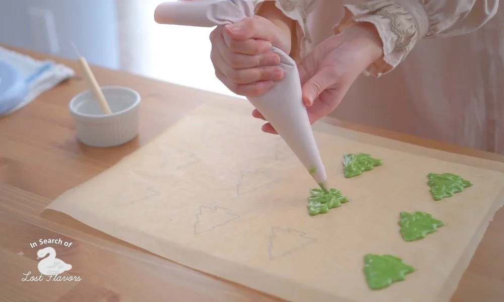 Christmas Tree Macaron Recipe — In Search Of Lost Flavors