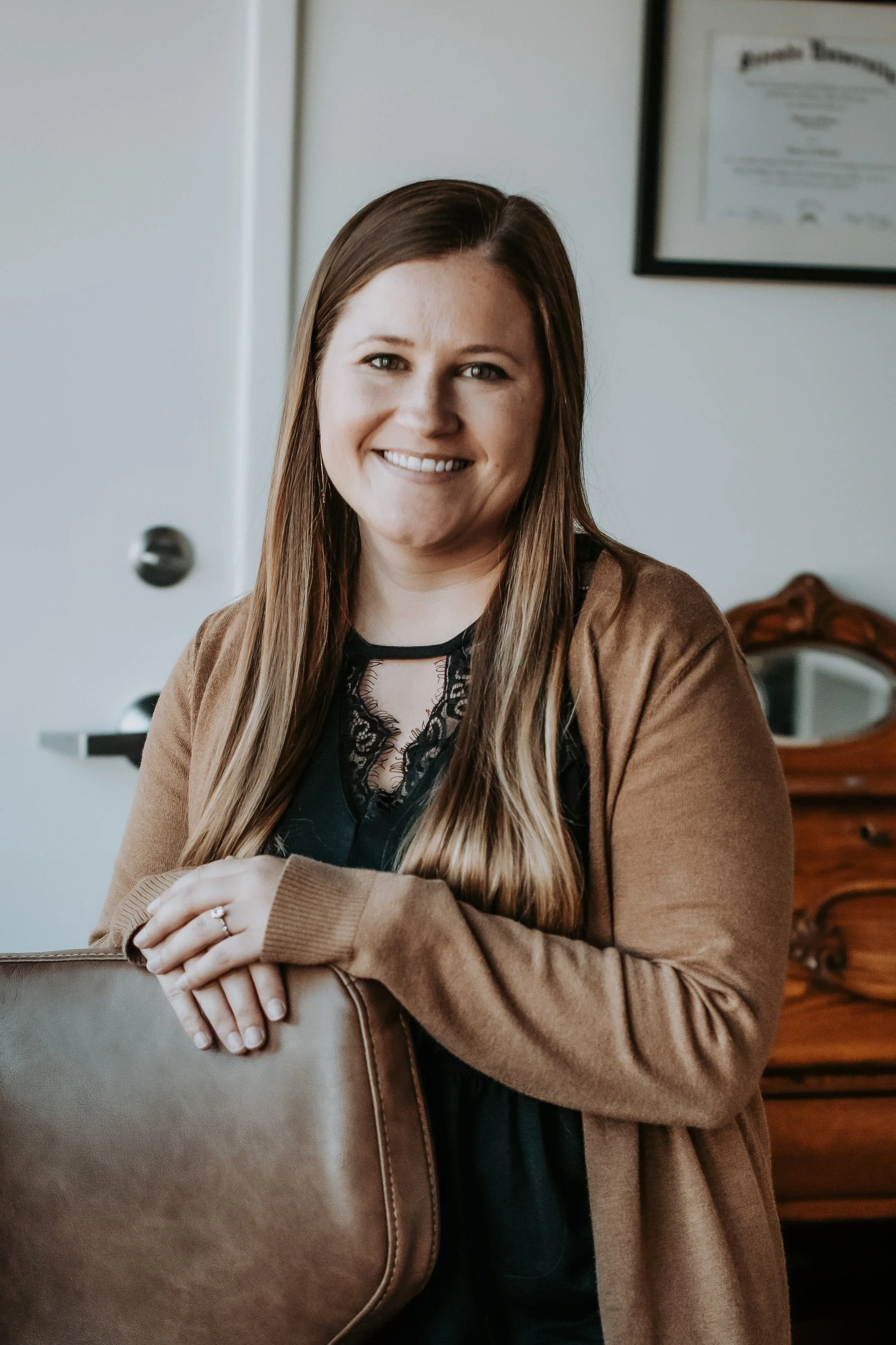 KC THERAPISTS — The Collective: Mental Wellness Community