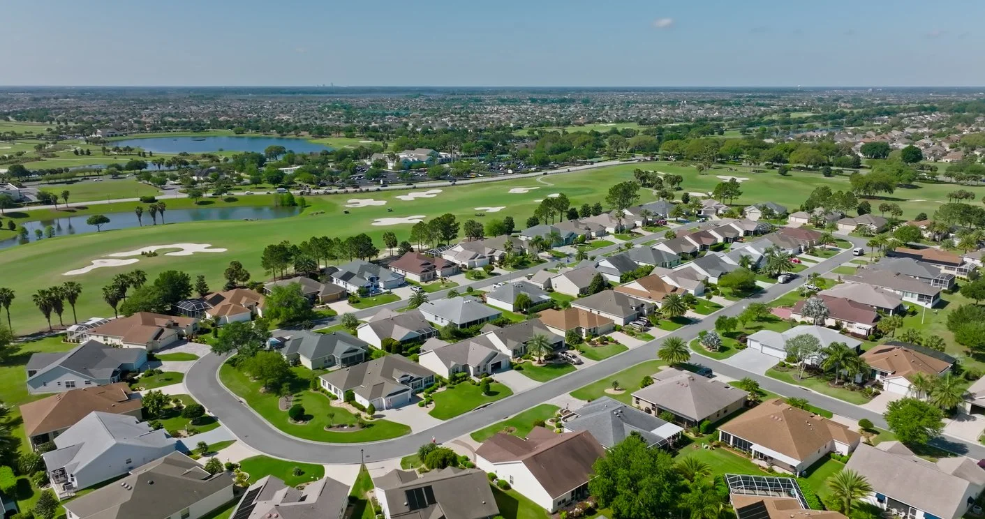Robyn Cavallaro | Realtor® | YouTube Vlogger
