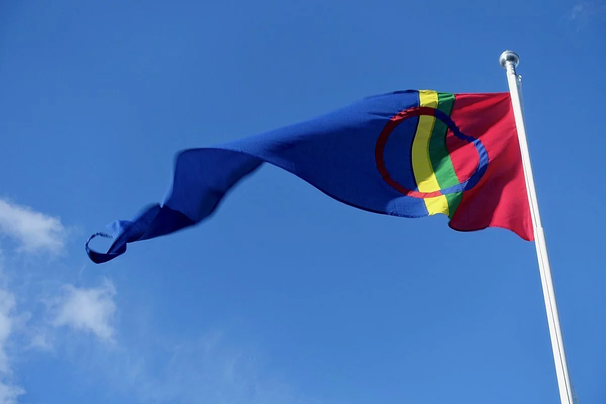 The Sami Flag — PACIFIC SÁMI SEARVI