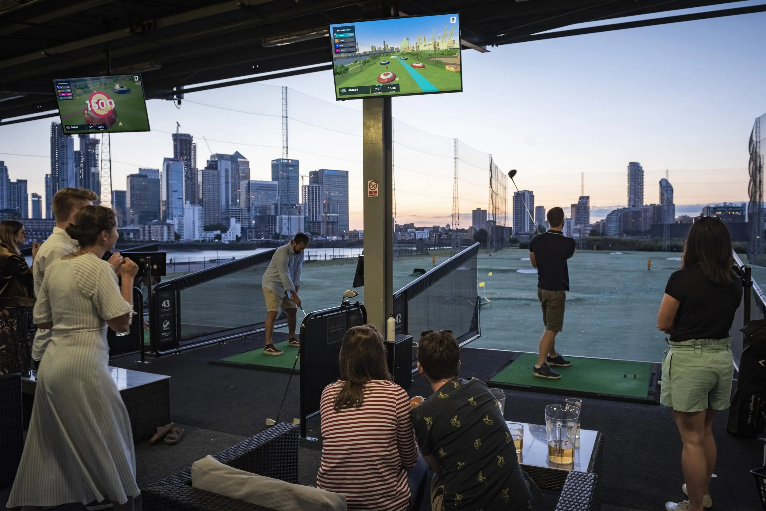 Play — Chi Chi - The Golf Venue