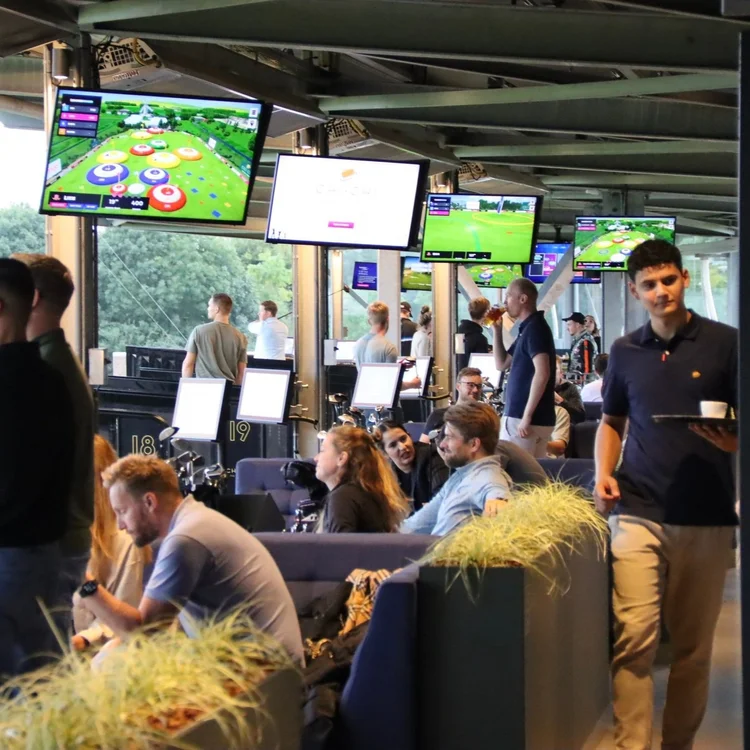 Play — Chi Chi - The Golf Venue