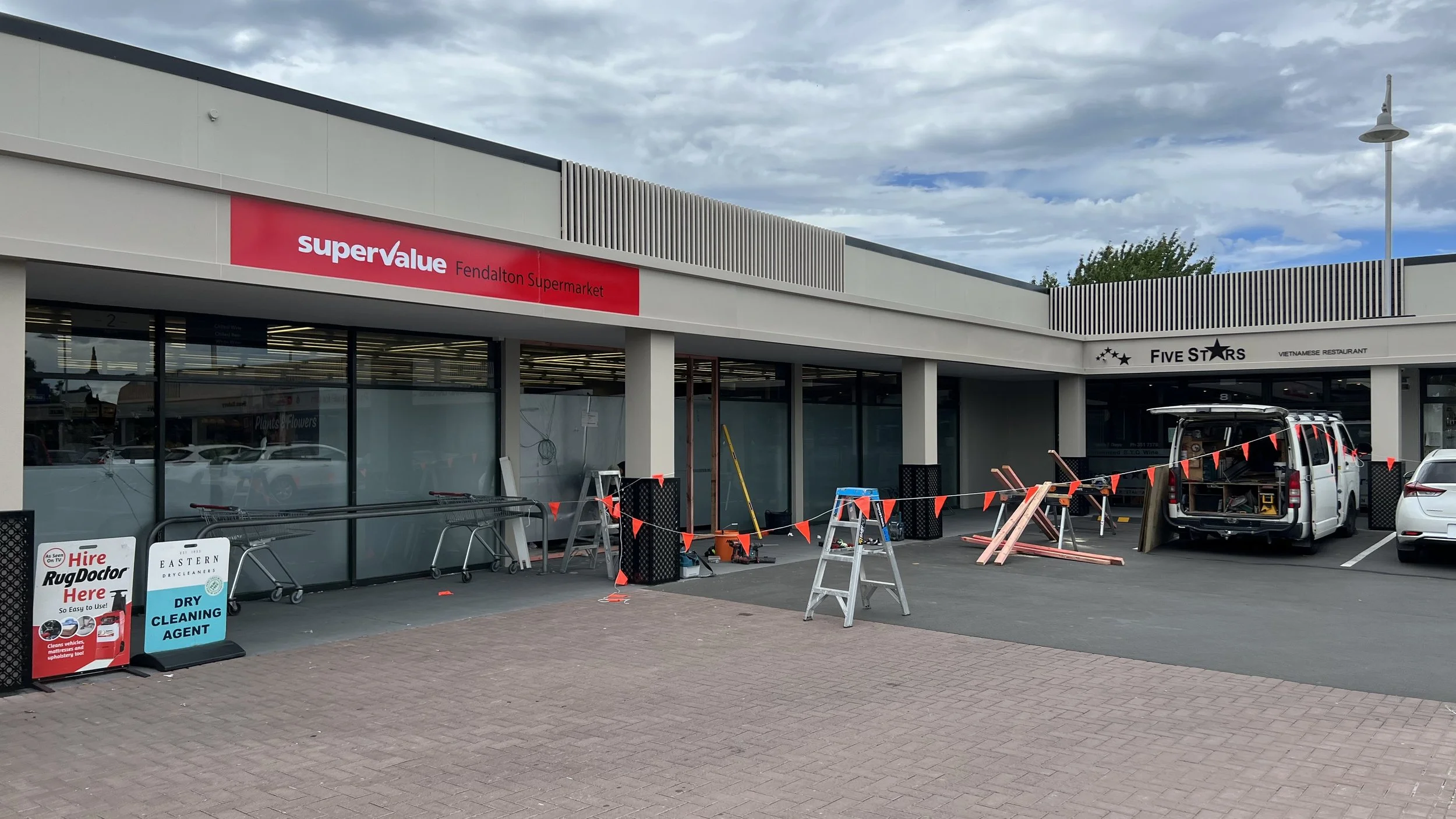 Christchurch supermarket targeted in ram raid - Chris Lynch Media