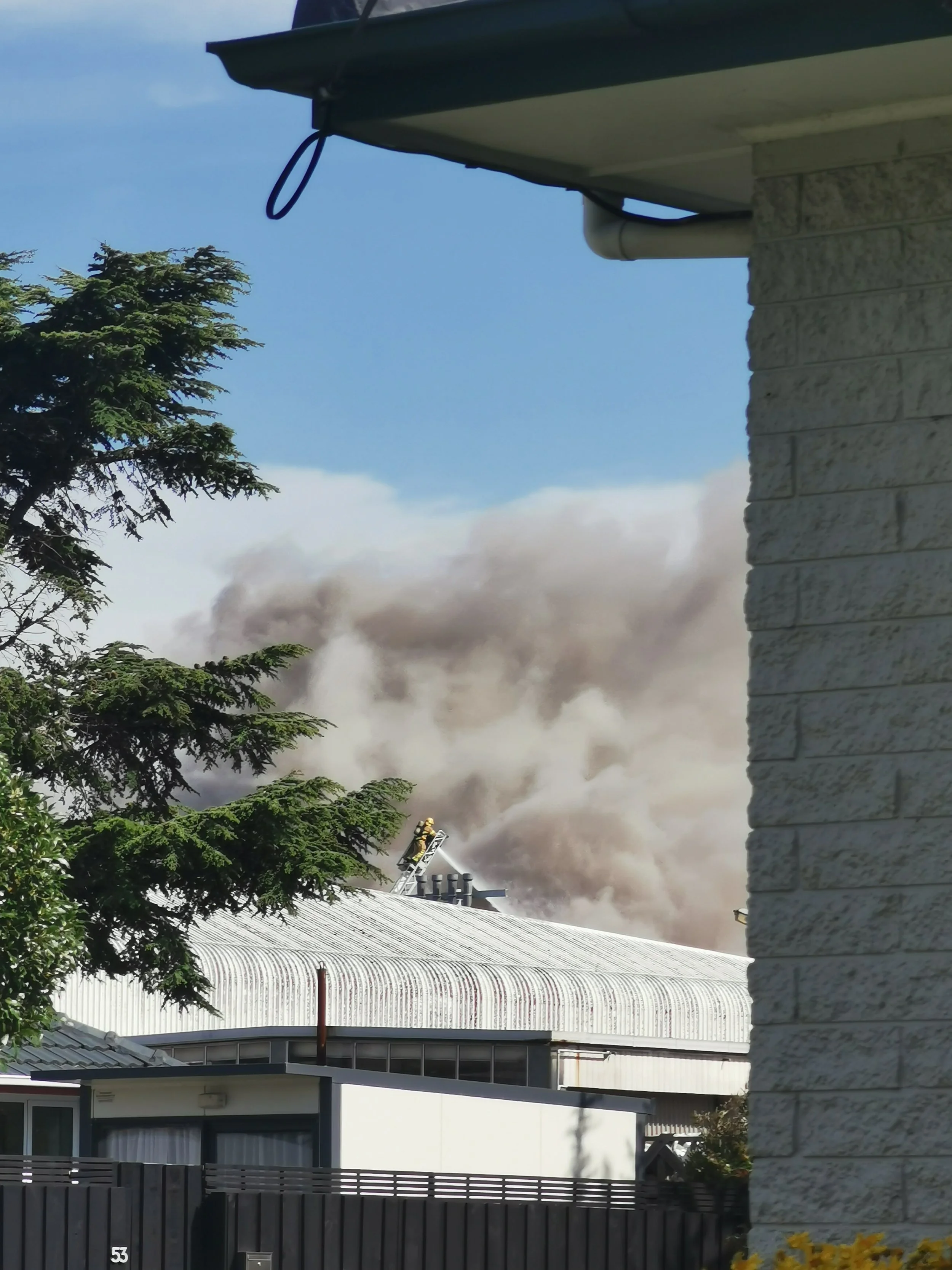 Firefighters battle massive fire at Bromley Waste Treatment Centre ...