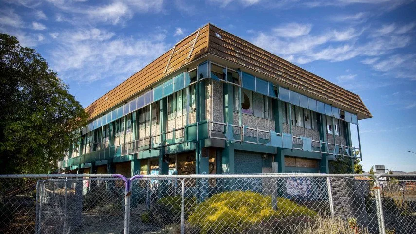 Sockburn “eye-sore” finally being demolished - Chris Lynch Media