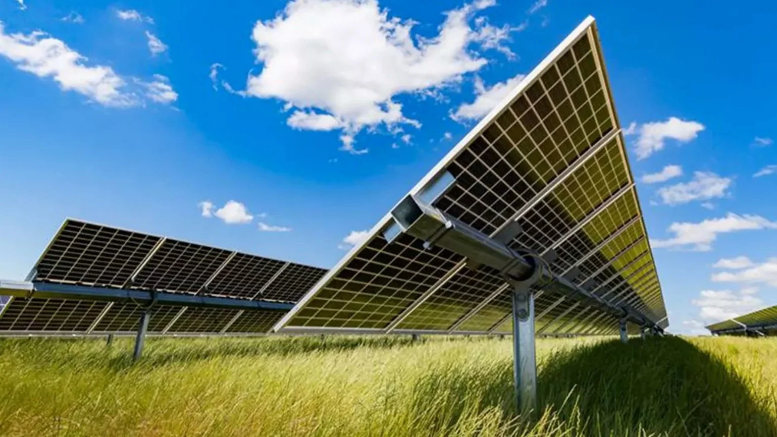 Large scale solar farm to be built in Canterbury - Chris Lynch Media