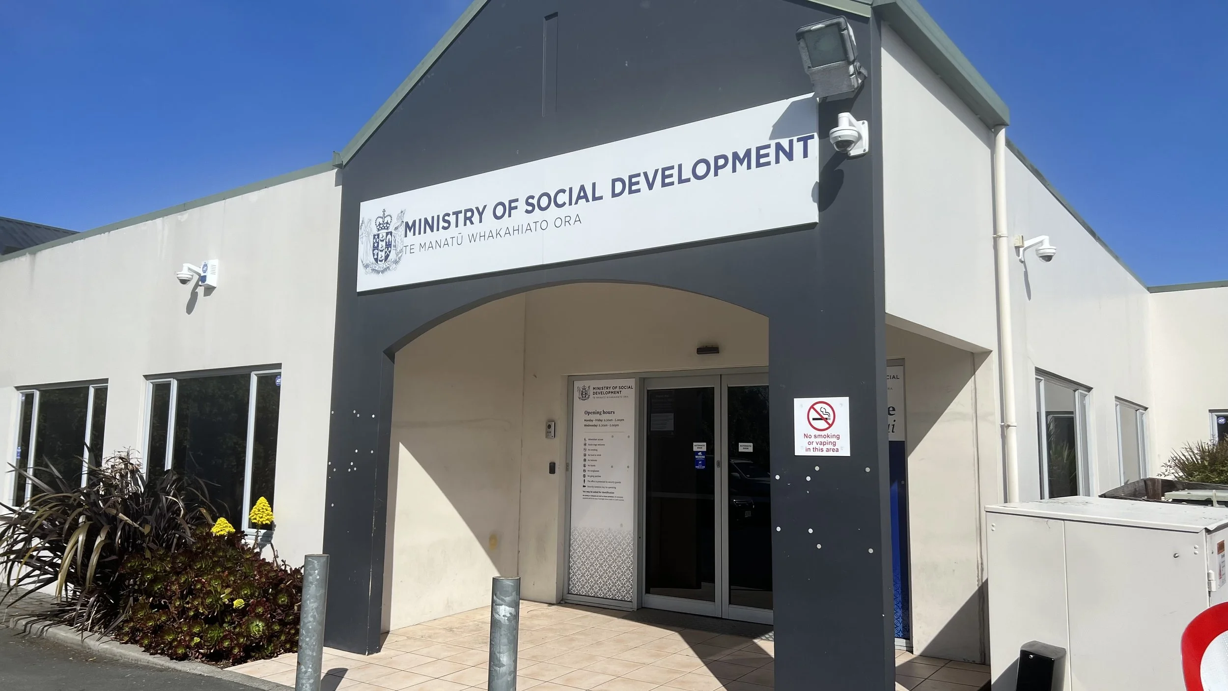 WINZ office in Shirley placed into lockdown - Chris Lynch Media