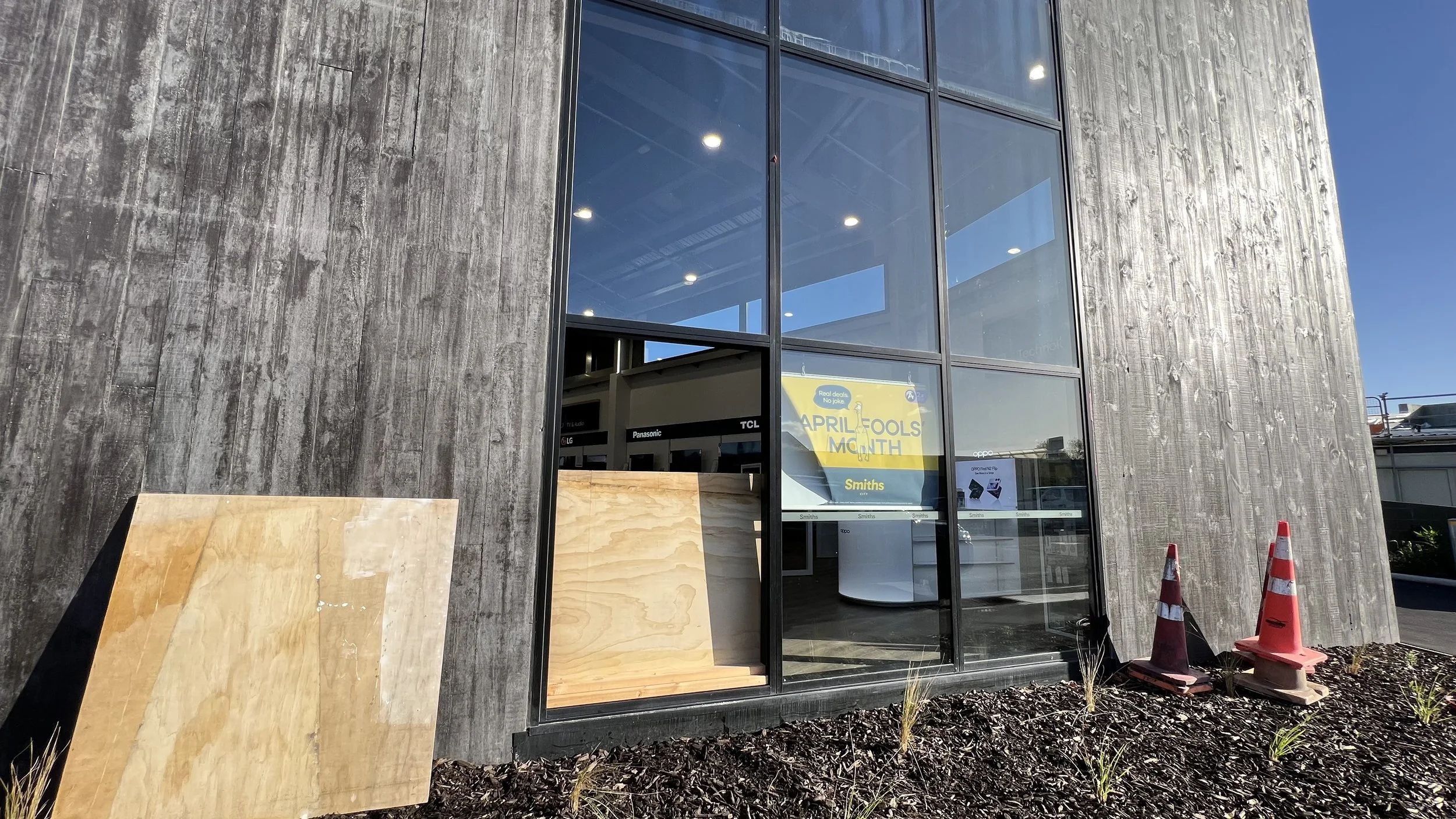 Five smash & grabs, including ram-raid in Christchurch overnight ...