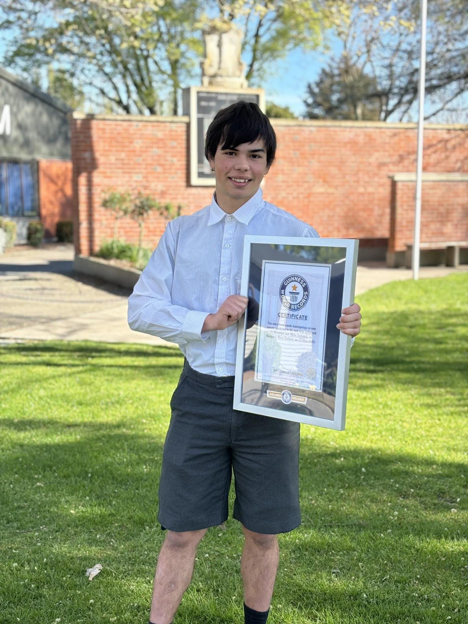 ️ WATCH: Most backflips in a minute: Rangiora High student breaks world ...