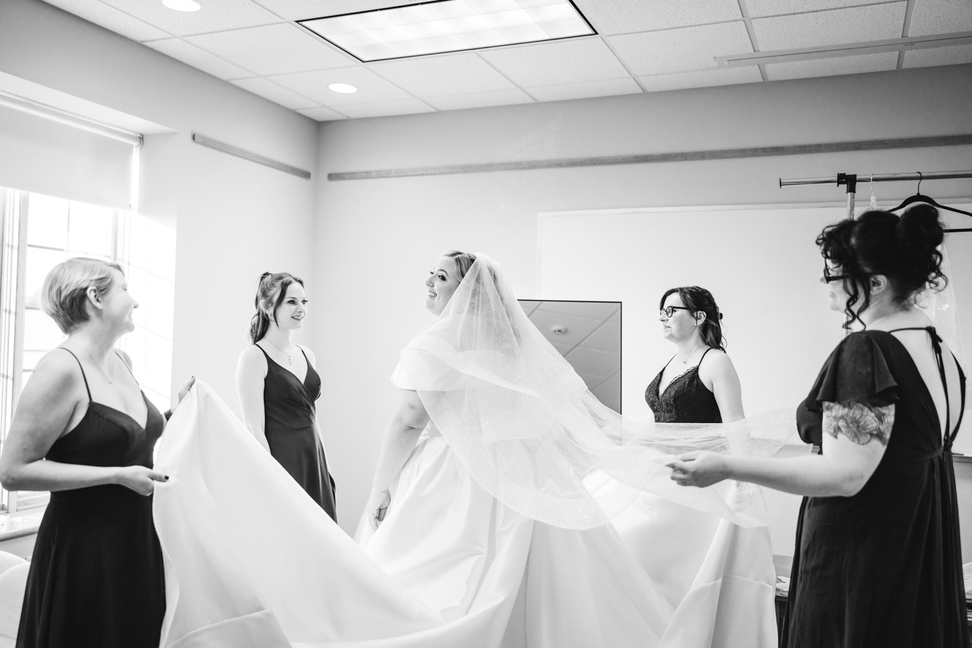 Sara + Pete’s Friday the 13th Wedding at the Italian American Community ...