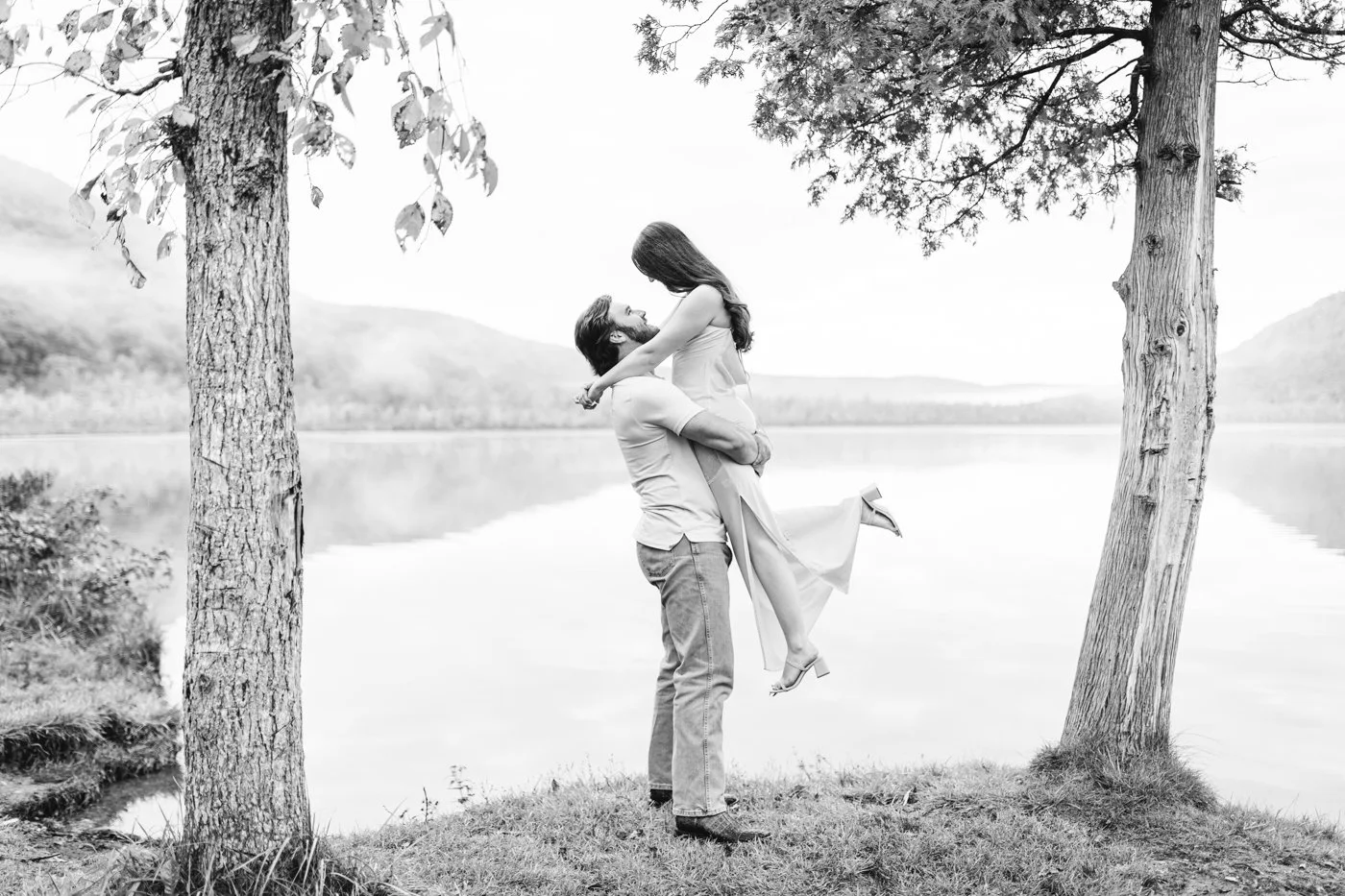 Carly + Hunter’s Foggy Photoshoot at Labrador Hollow | Brittany ...