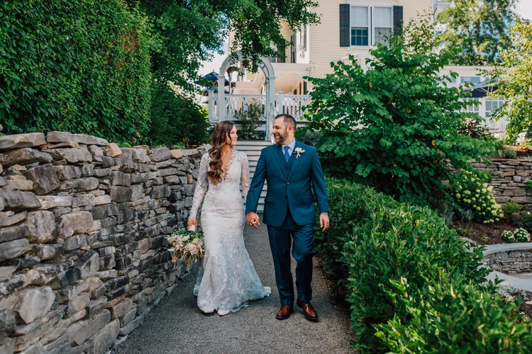Heather + Kyle’s Modern Wedding at Taughannock Falls | Brittany ...
