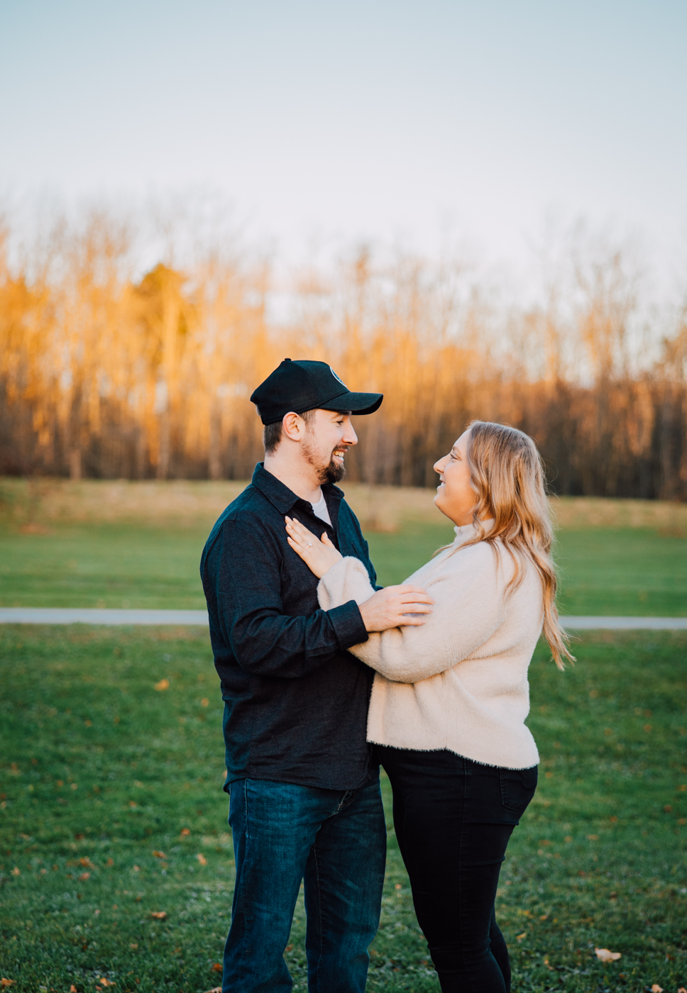 Rachel + Jeff’s Fall Engagement Photos at Fallbrook Lodge | Brittany ...