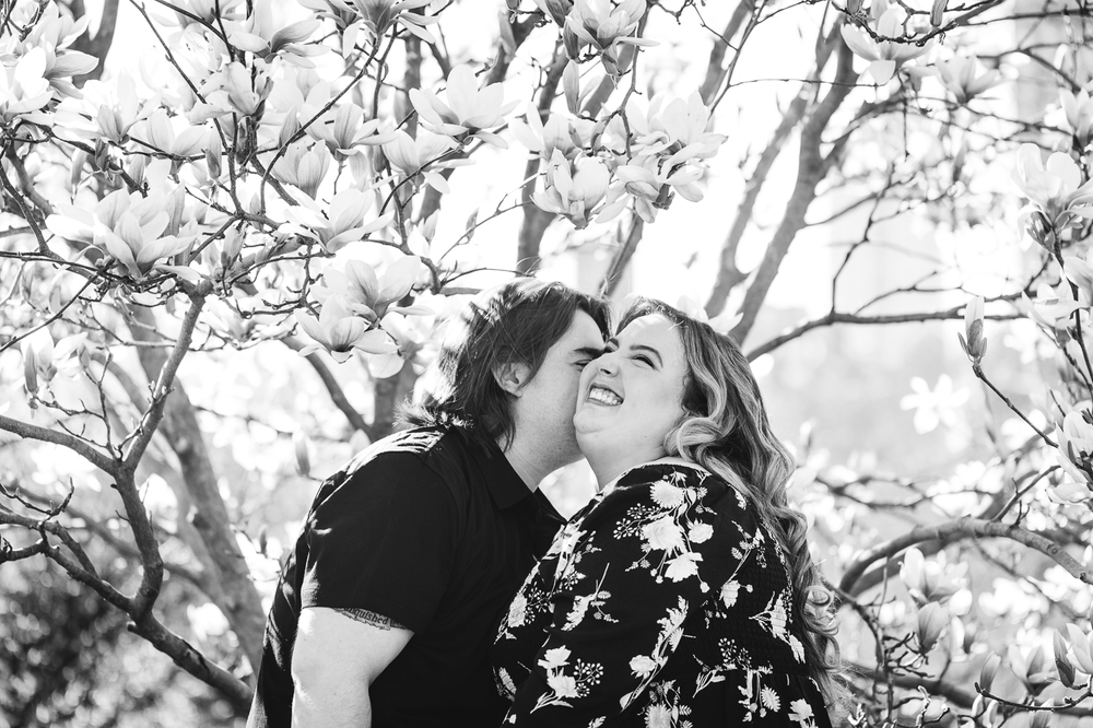 Sara + Pete’s Central Park Engagement Photos | Brittany Juravich ...