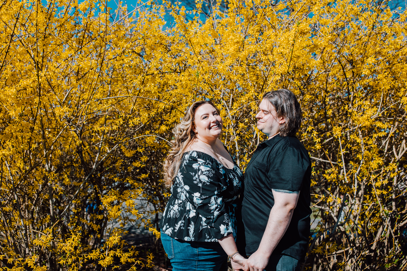 Sara + Pete’s Central Park Engagement Photos | Brittany Juravich ...