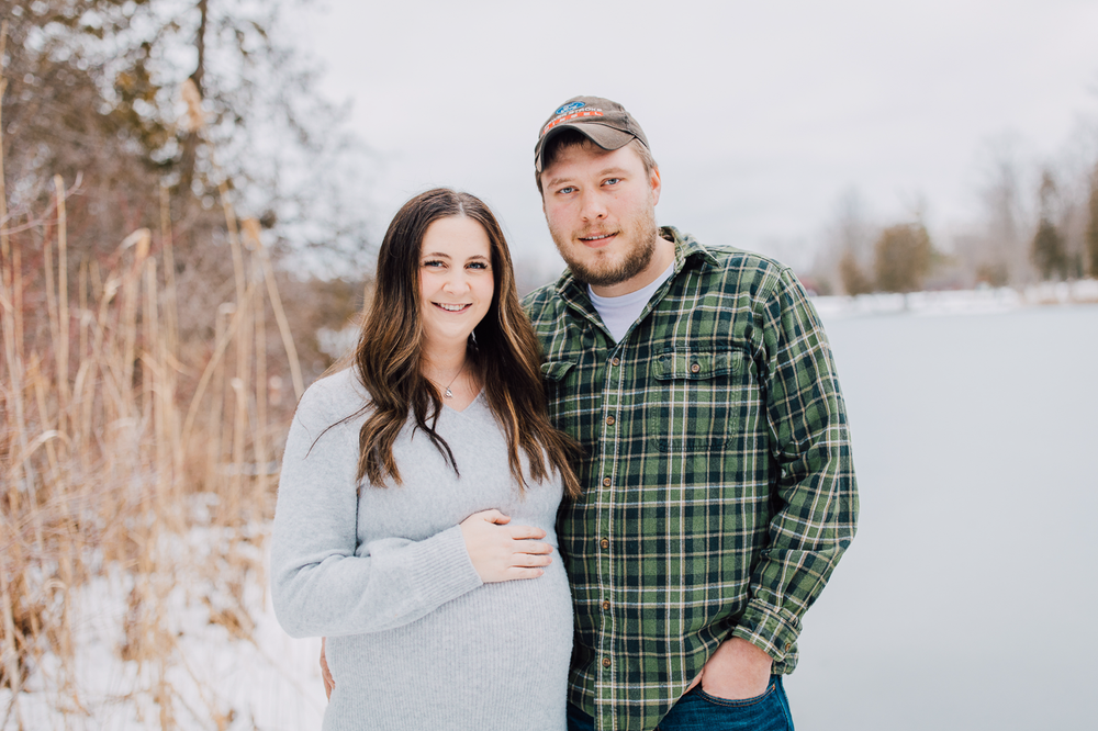 Heather + Kyle’s Winter Maternity Photos at Green Lakes State Park ...