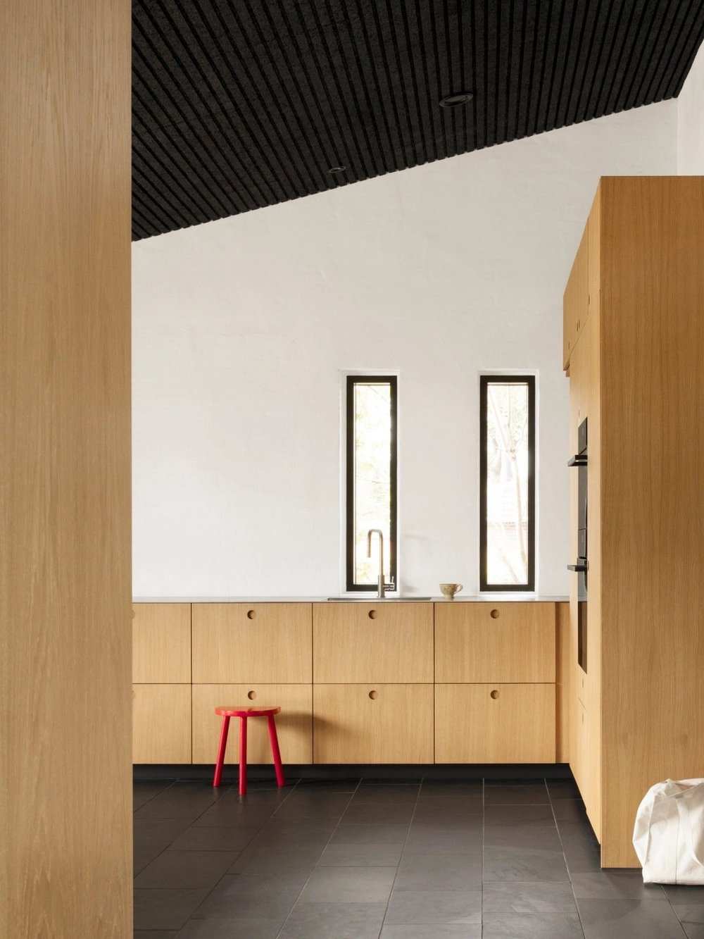 Enkelt køkkendesign til klassisk 70’er villa — Scandinavian Kitchen-