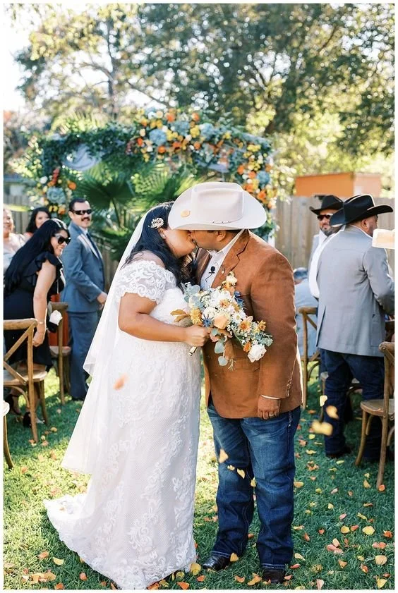 14 Dream Micro Wedding Venues in Houston + Packages