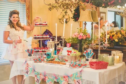 Hosting a 1950’s Themed Bridal Shower: What to Know!