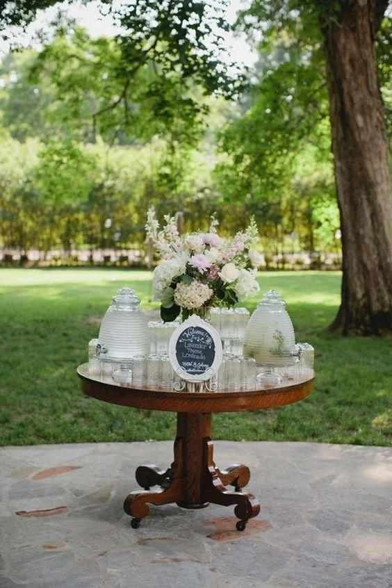Alcoholic & Non-Alcoholic Wedding Drink Station Ideas