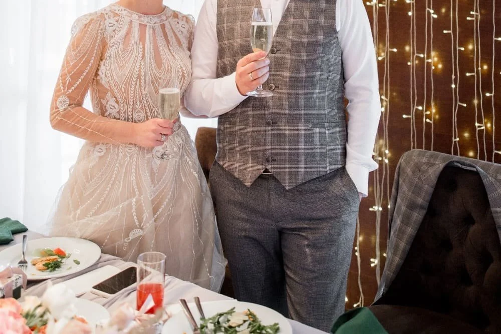Post Elopement Party: How to Plan a Reception After Eloping