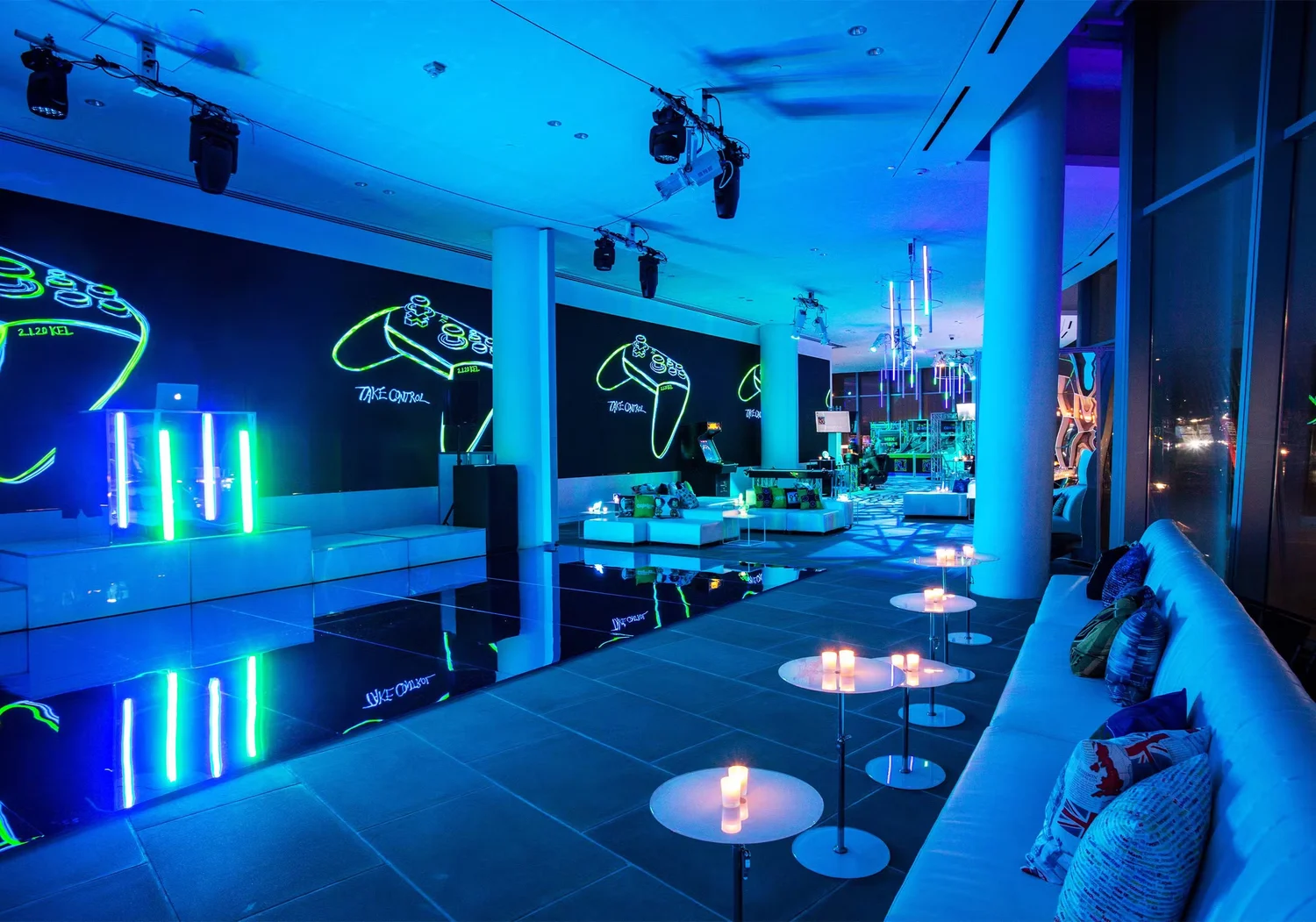 Ideas and Themes For a Co-Ed Couple's Wedding Shower