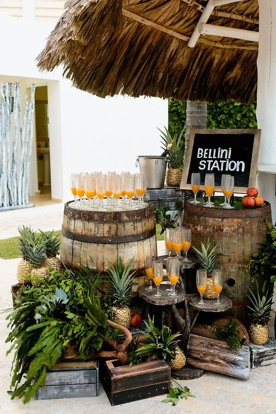 Alcoholic & Non-Alcoholic Wedding Drink Station Ideas