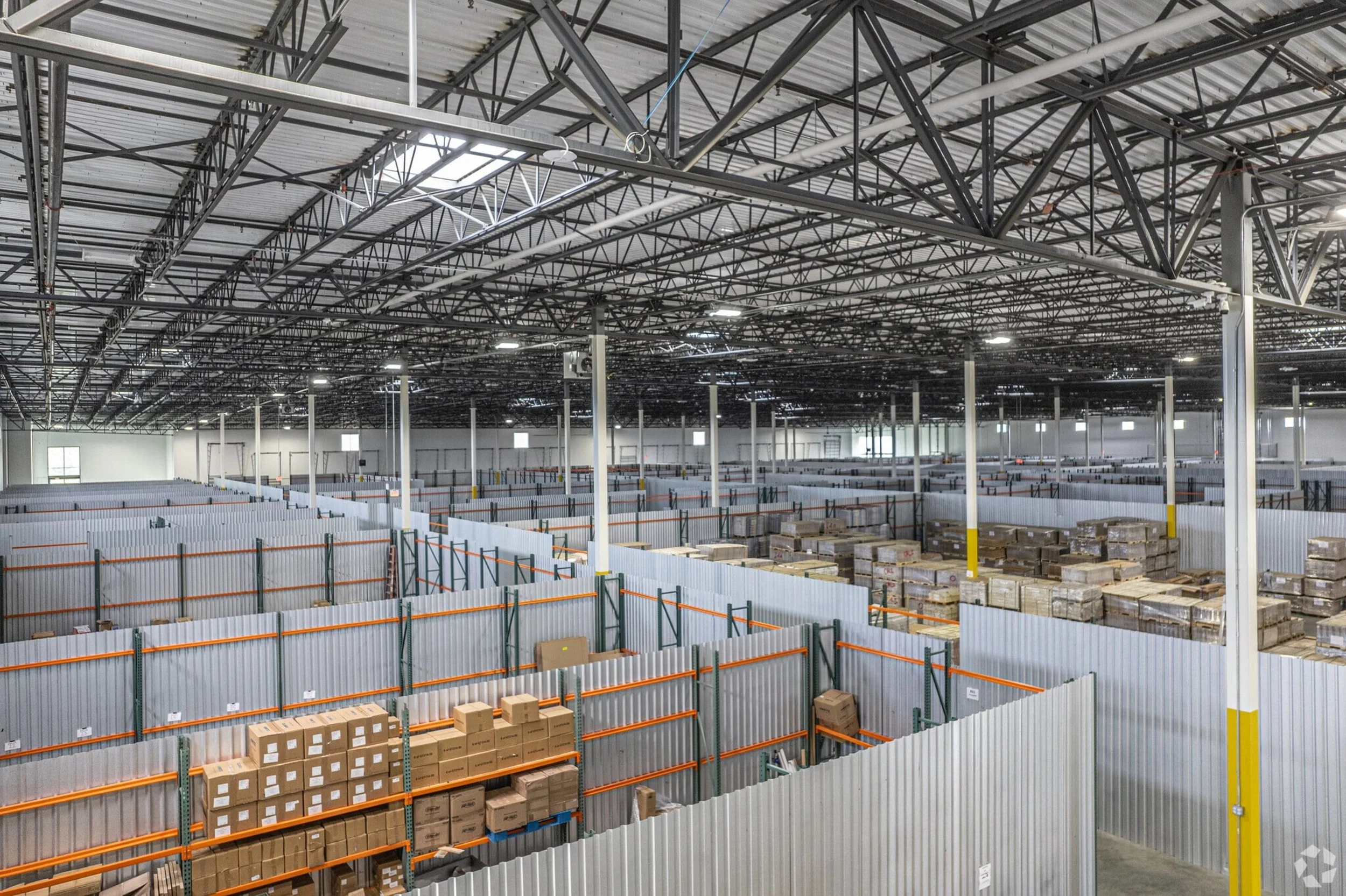 Industrial Workspaces | Warehouse, Office, and Parking — CUBEWORK