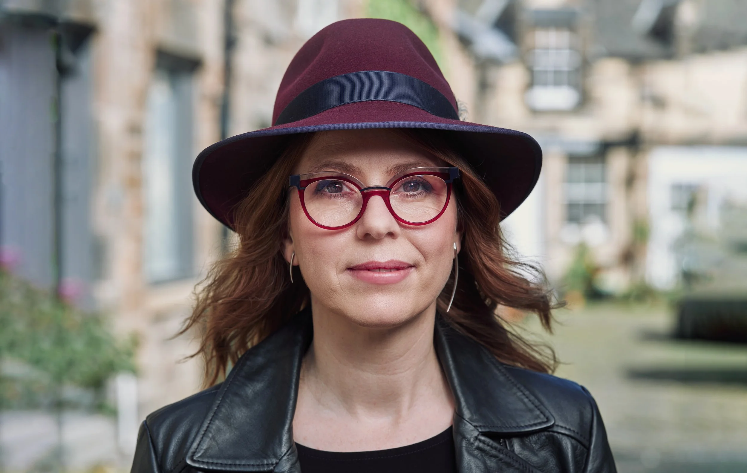 ABOUT — Anna Clyne