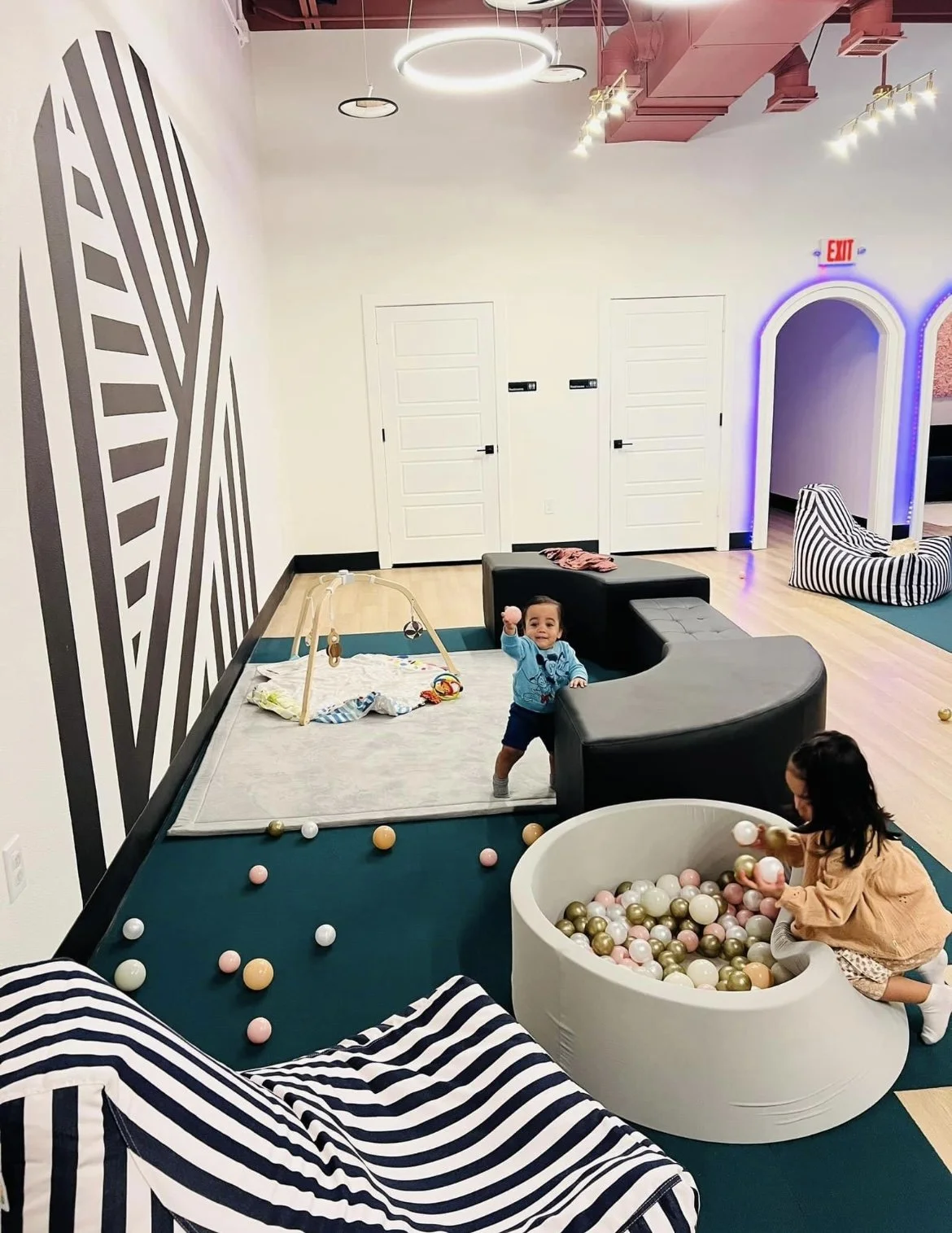 Playspace — The Mom Lounge