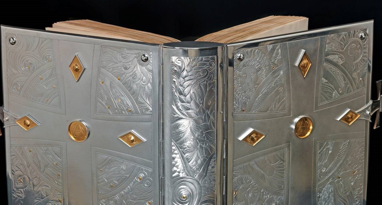 Silver Book Bindings — Rod Kelly MA (RCA)