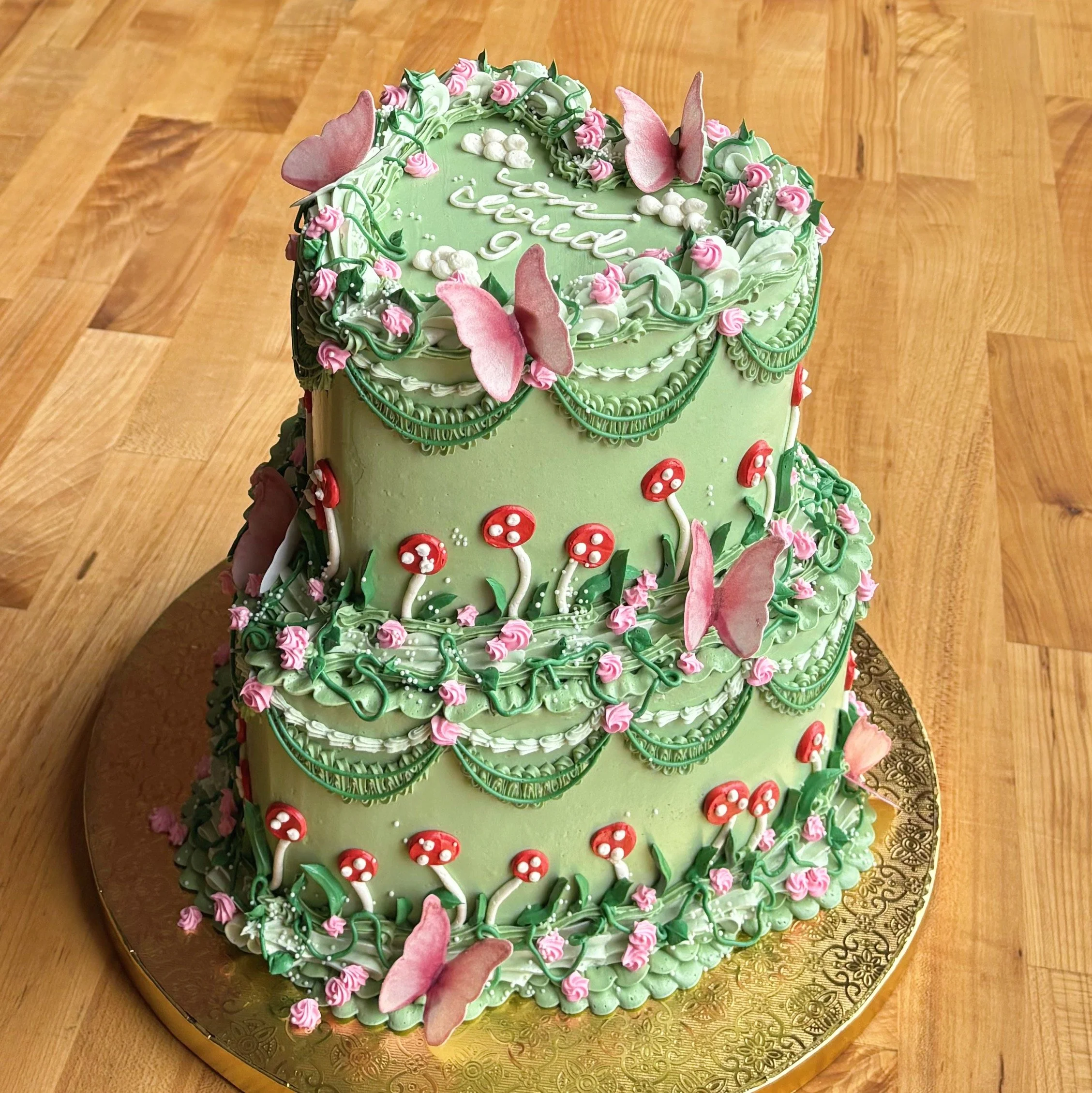 Custom Cakes — Gabby Bakes