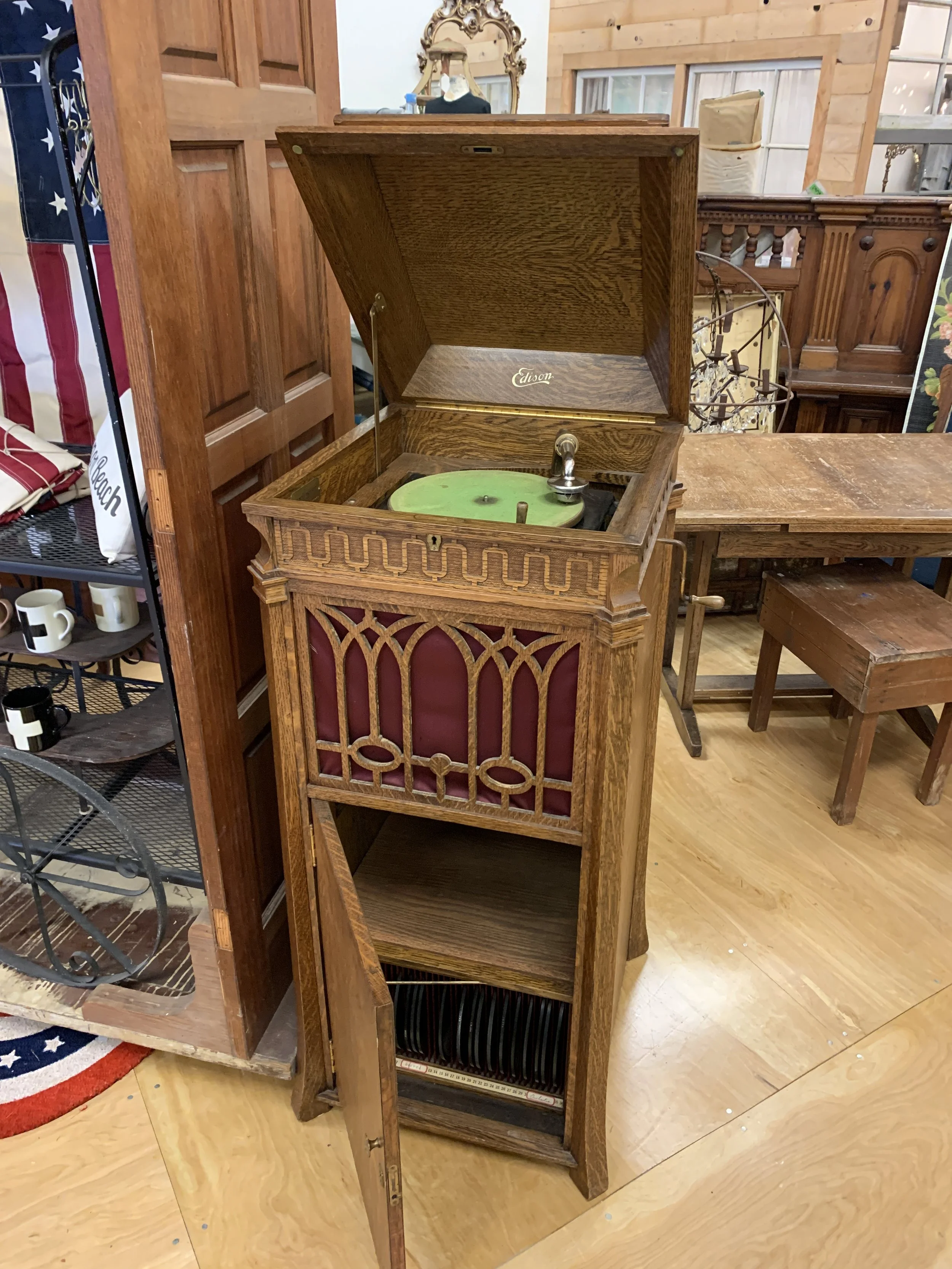 Astoria Vintage Hardware