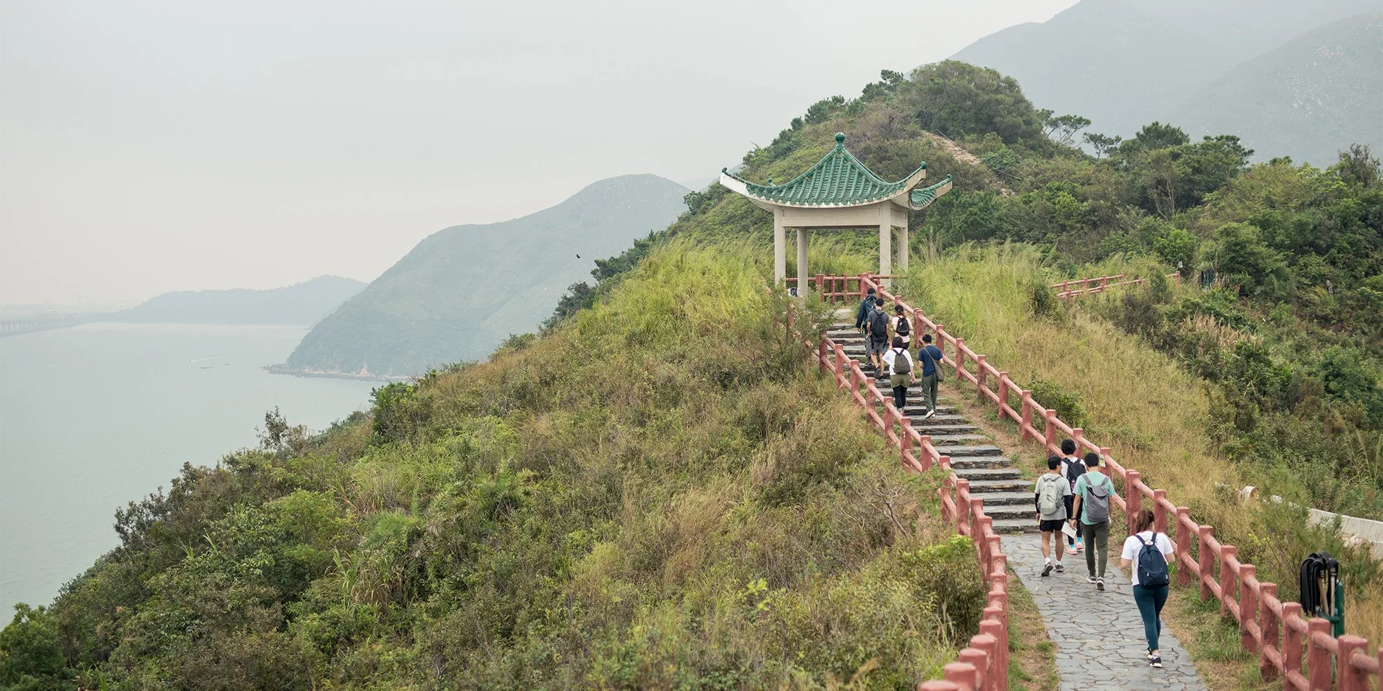 Hike & Seek — onebite