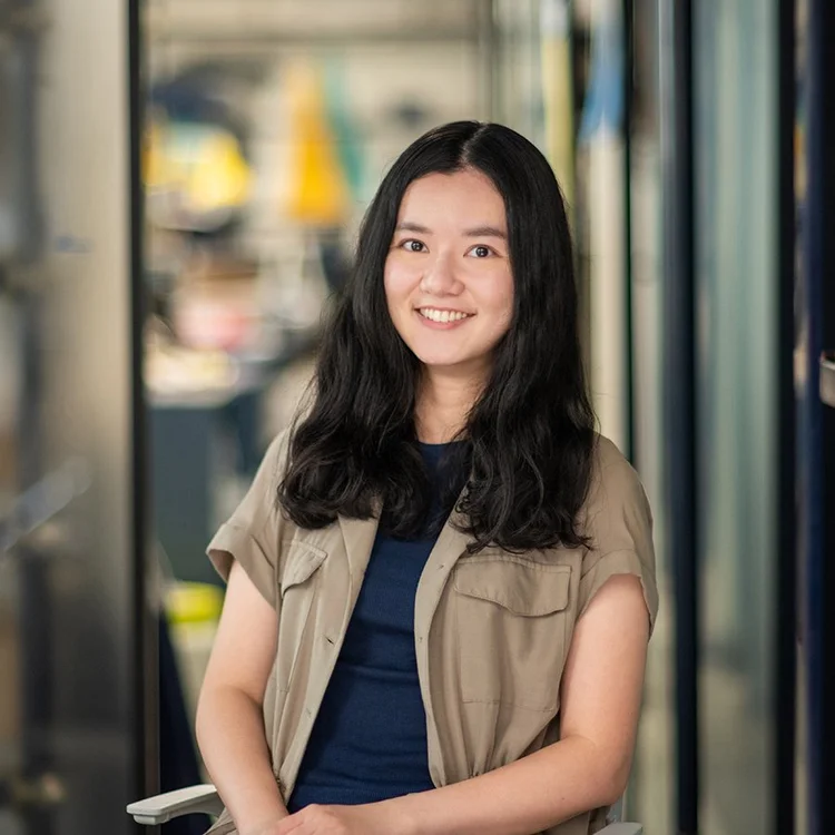 Kelly Tang — onebite