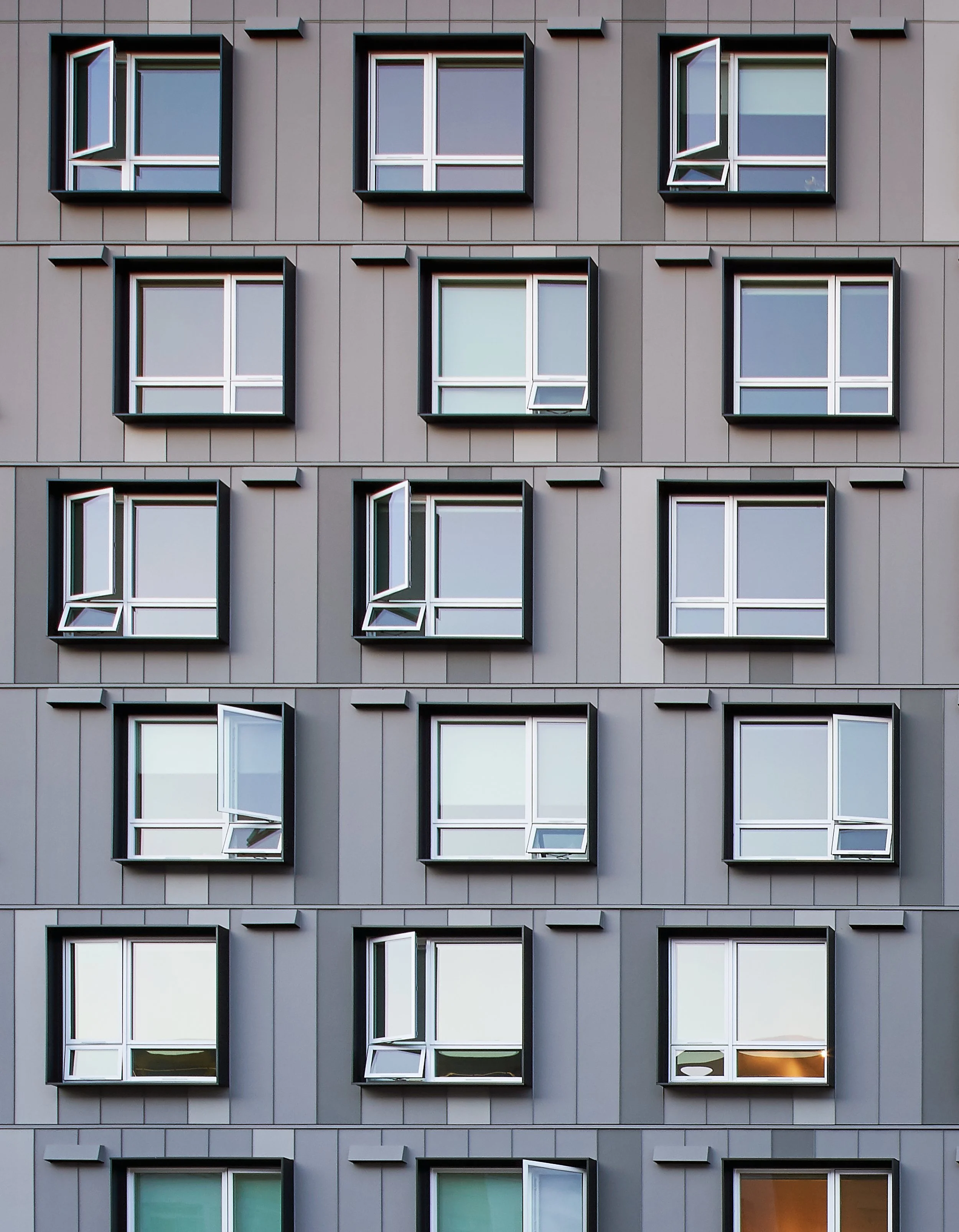 the huxley — studio hagen.