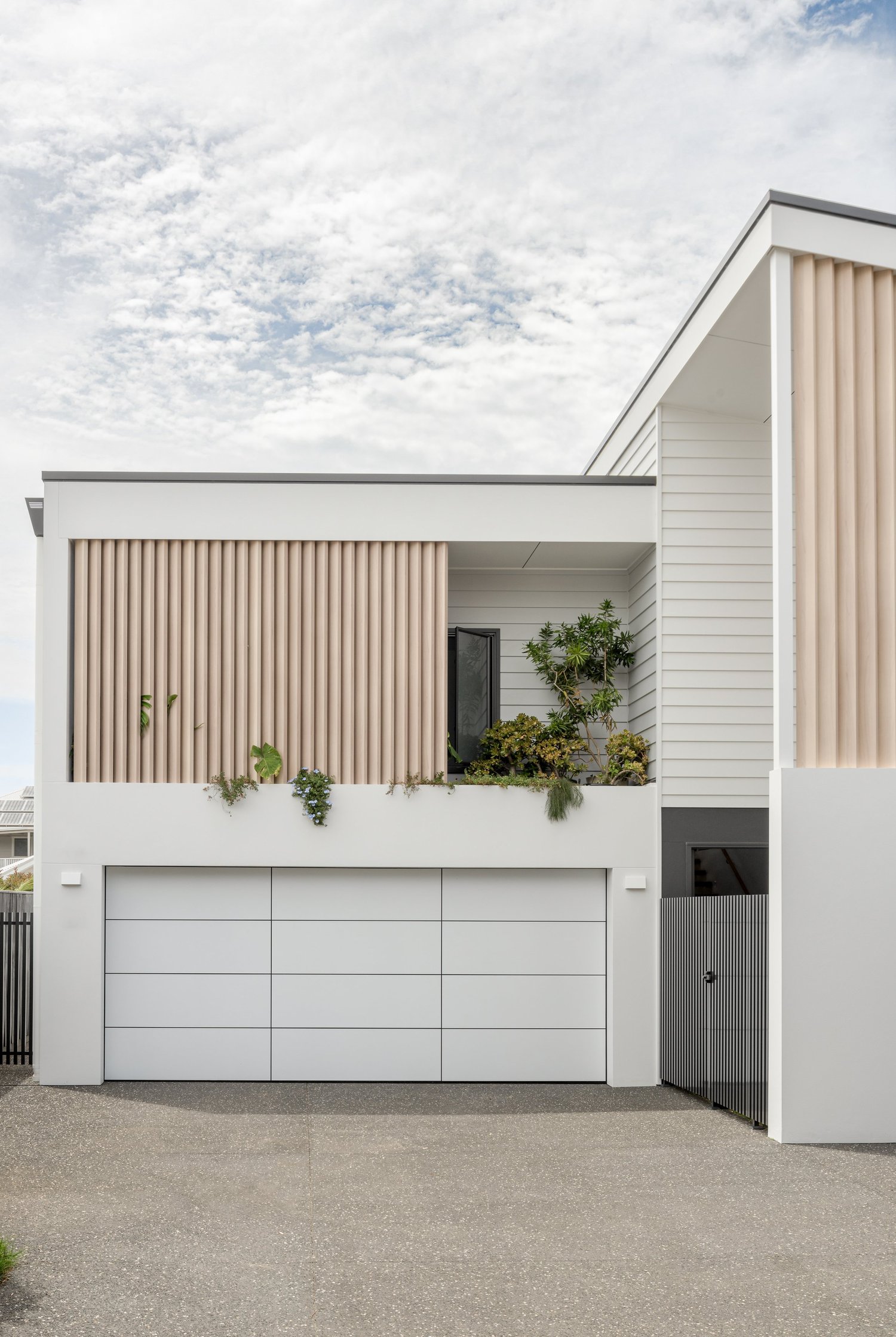 Werri Beach - QBC Construction & Kibbin Design — Light & Lines