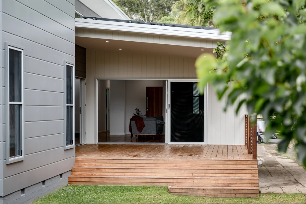 Chinnock Building - Bulli Renovation — Light & Lines