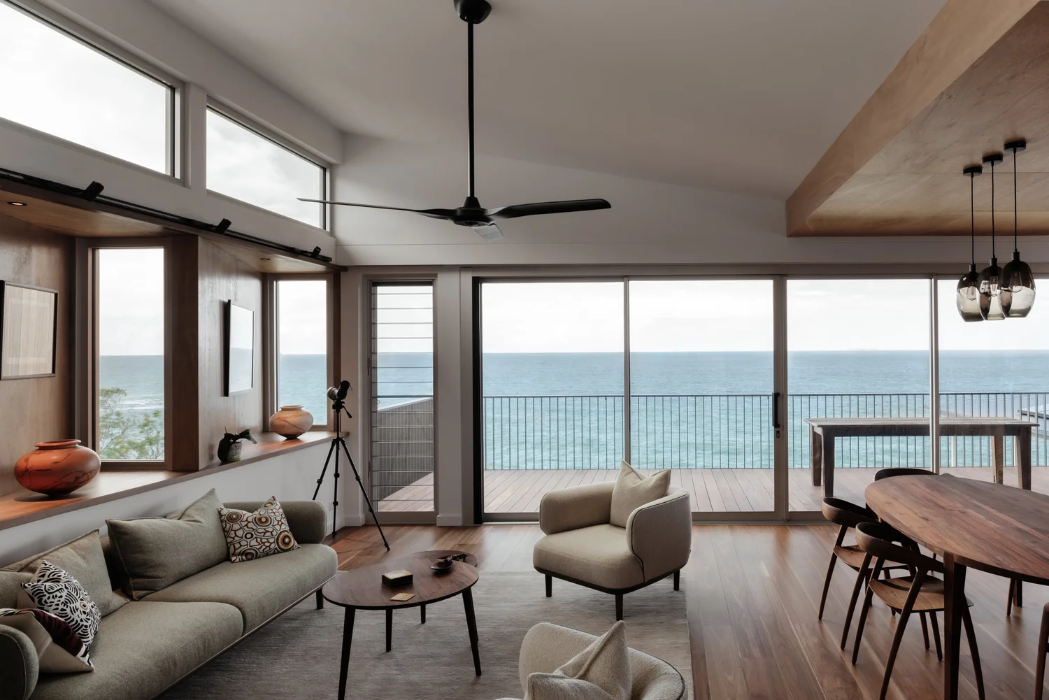 Architecture Film - Clifftops Wombarra by Mike Vail Design & CKS ...