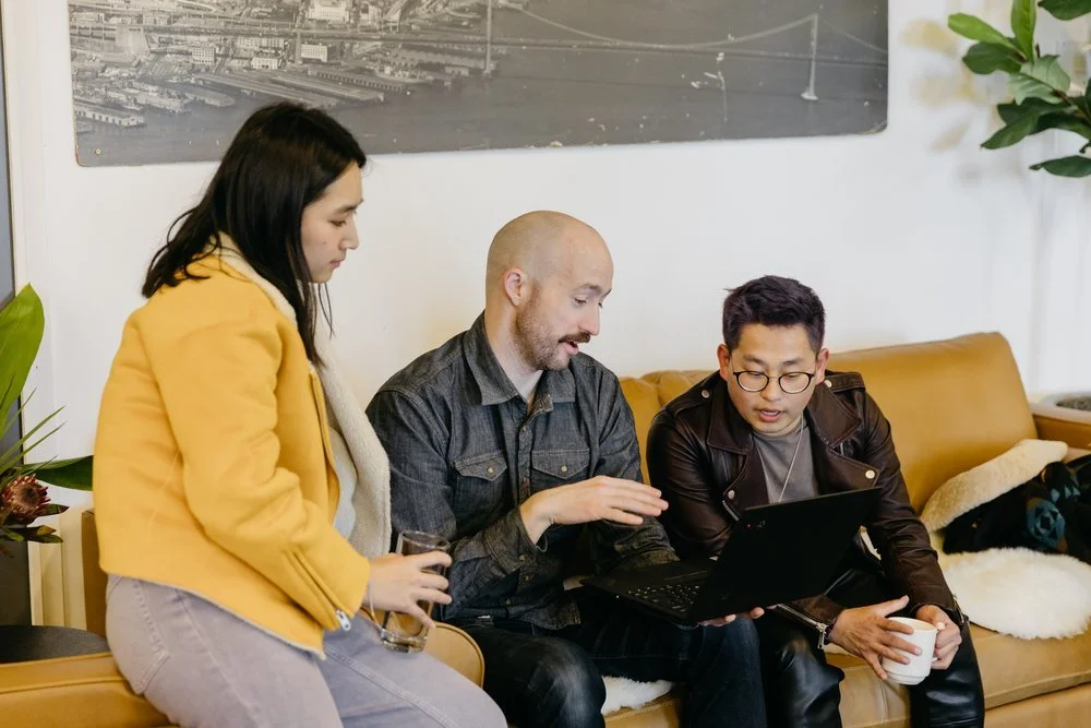 15 types of team gatherings and corporate events explained - BoomPop Blog