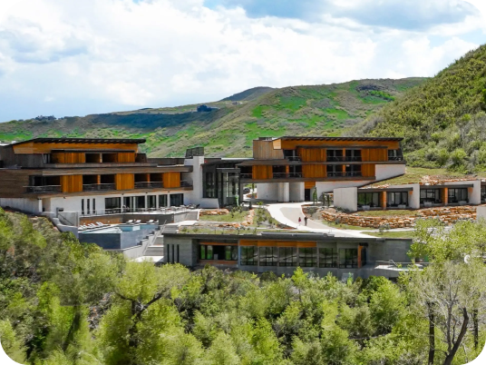 Fall Retreats: Top 6 Venues to Recharge and Reconnect Your Team this Fall