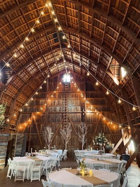 Amber and Garret — The Hay Loft Barn