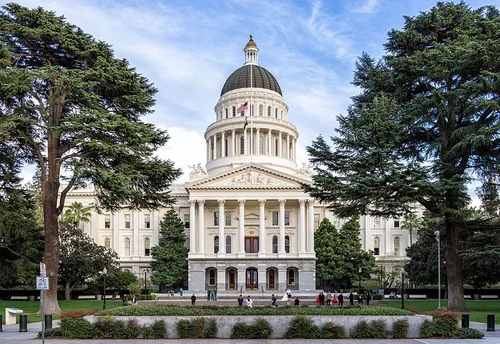 California State Capitol Visitor & Welcome Center — re:public